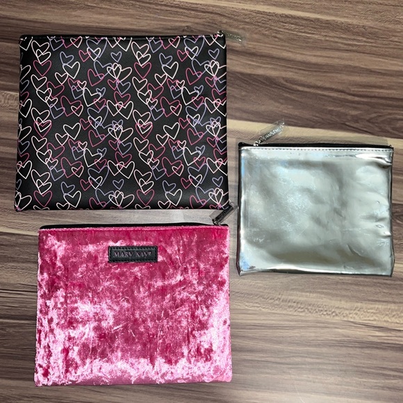 Mary Kay | Bags | Mary Kay Bags One With Heart Pattern One Is Pink ...